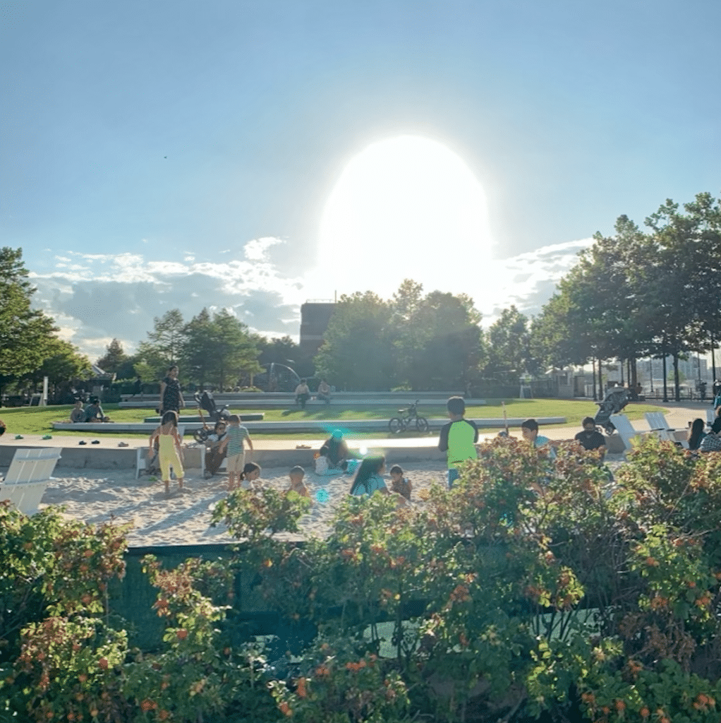 A Guide to Parks with Splash Pads in Hoboken + Jersey City - Hoboken Girl