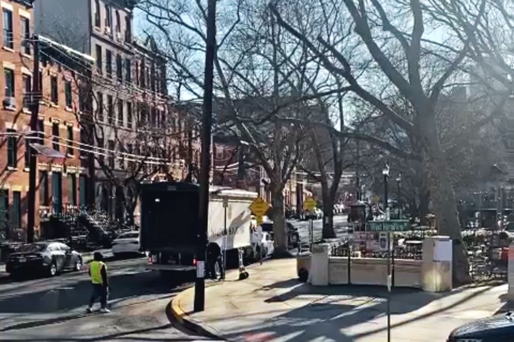 Walking Dead Spin-off is Filming in Hamilton Park - Hoboken Girl