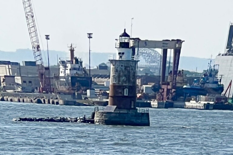 The History of Robbins Reef Lighthouse in Bayonne - Hoboken Girl