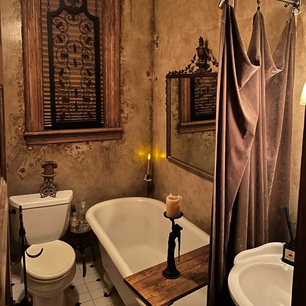 This Gothic-Inspired Hoboken Apartment is a Halloween-Lover's Dream ...